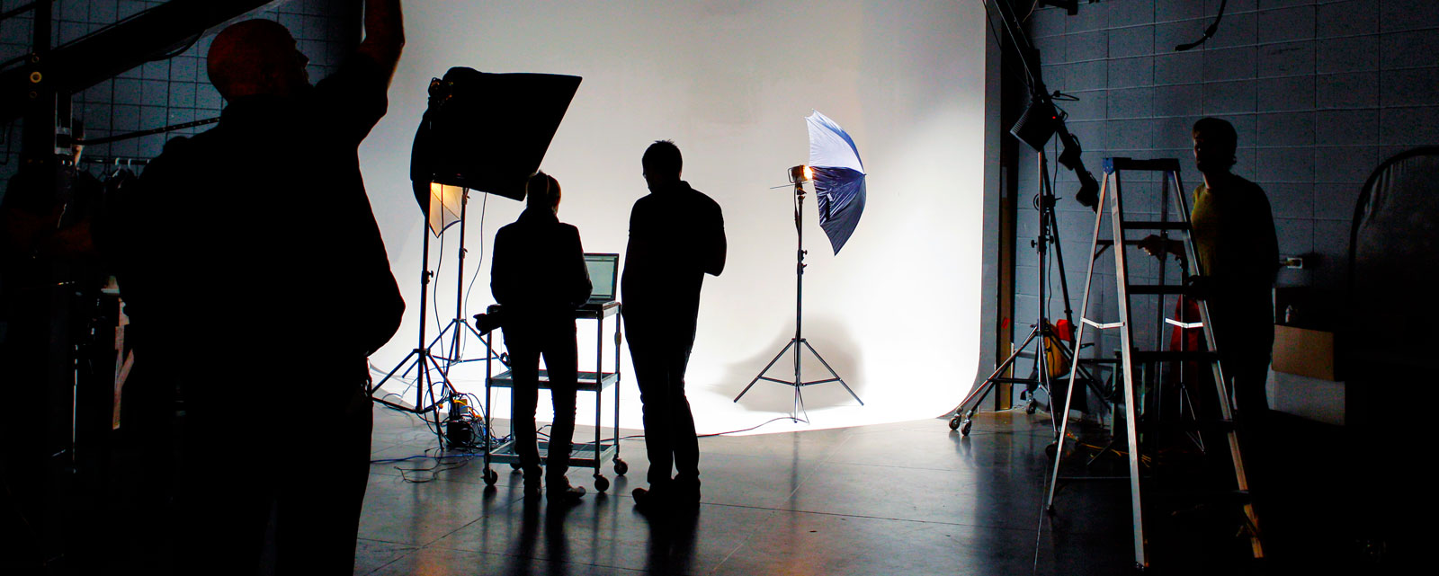 5 ways to let people know you are outstanding at what you do - MDRT Blog